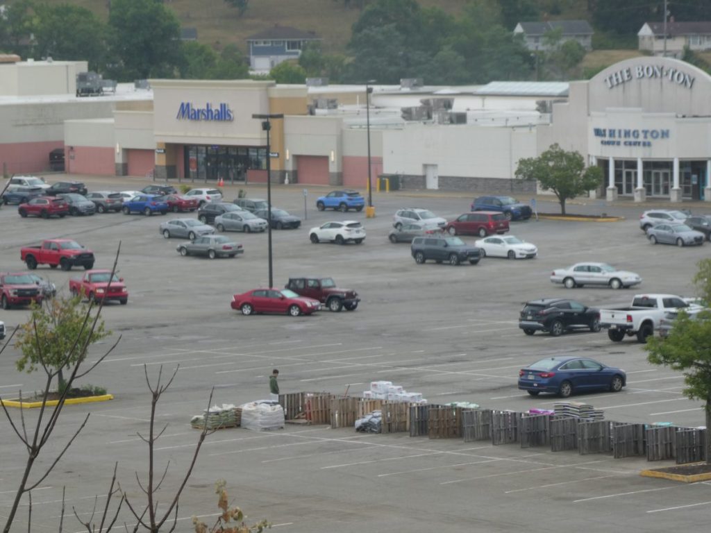 Demolition imminent at Washington Crown Center - Herald-Standard